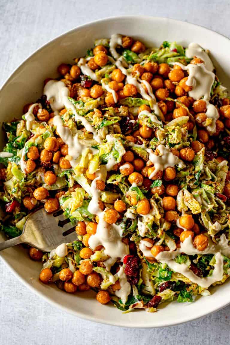 15 Best Easy Vegetarian Salads That Are Filling and Flavorful ...